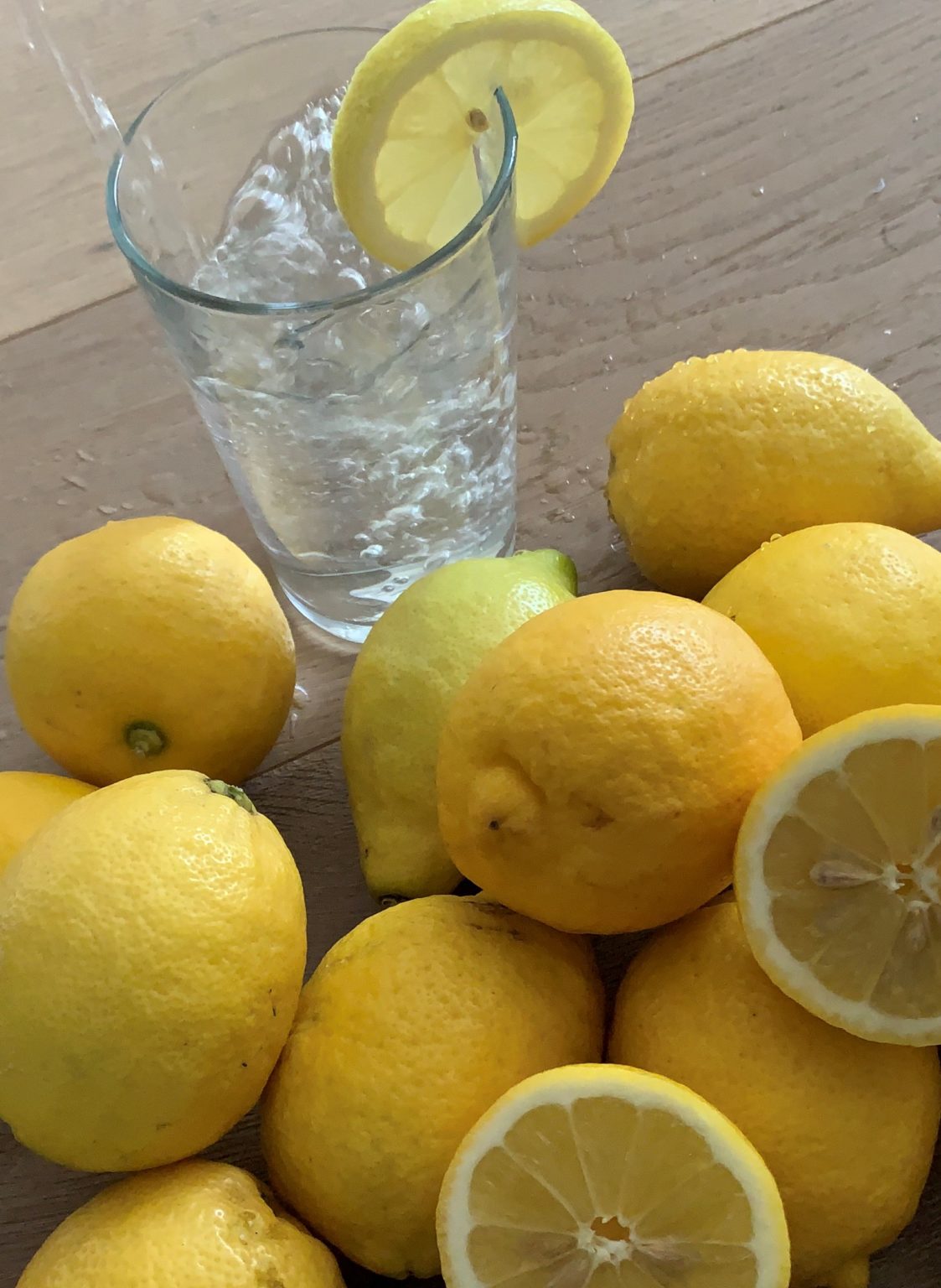 ZITRONENWASSER – für einen besseren Stoffwechsel an jedem Tag 🍋 | Power ...